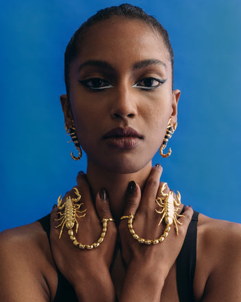 Bichhoo Haath Phool (Single)