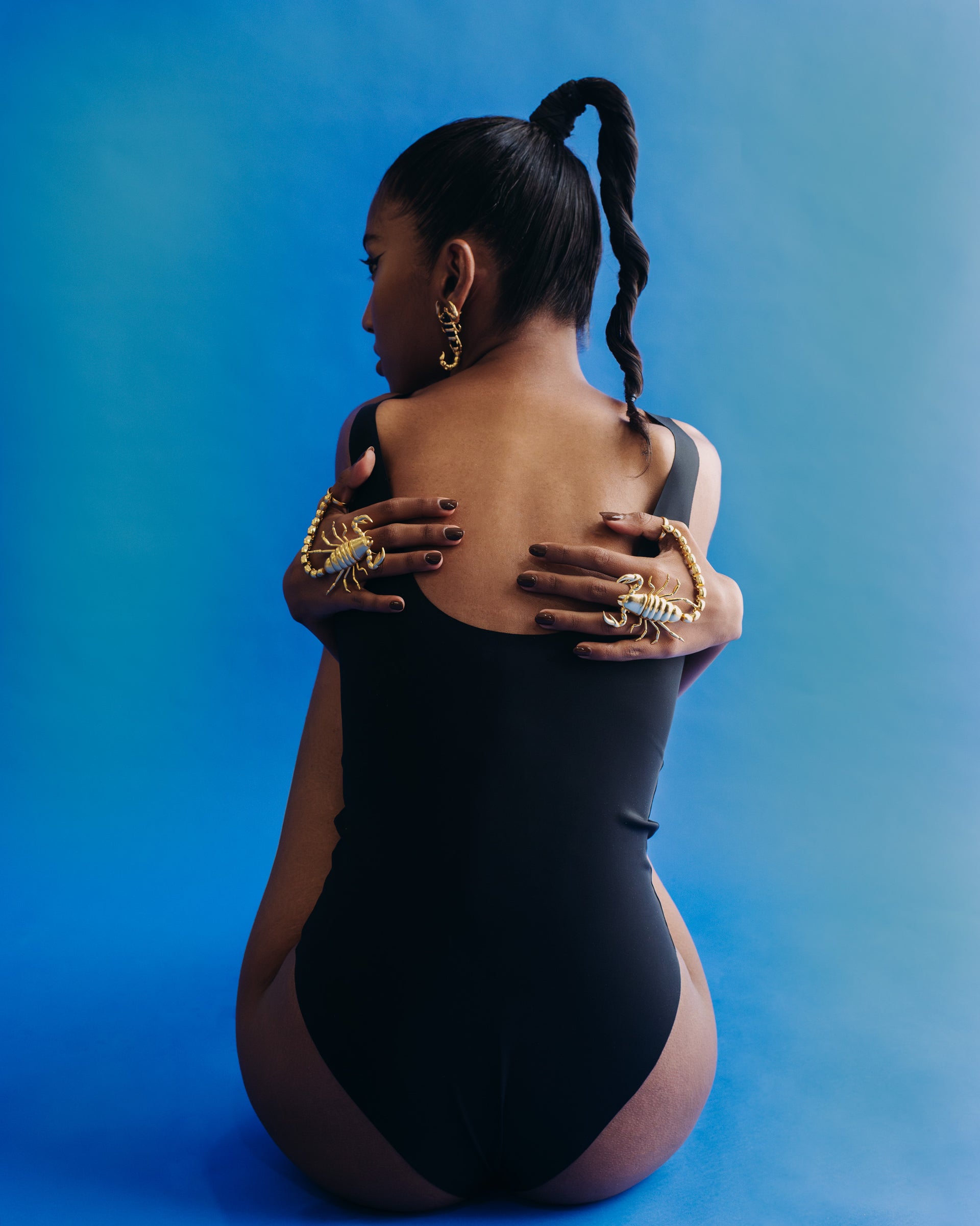 Bichhoo Haath Phool (Single)